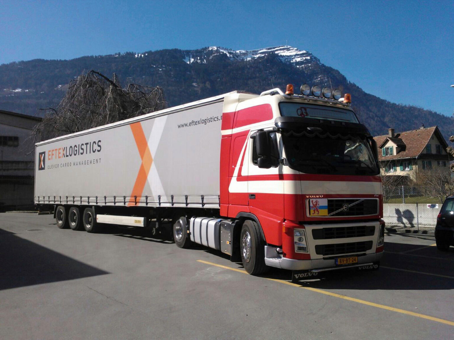 Customs on transport to and from Switzerland - Eftex Logistics